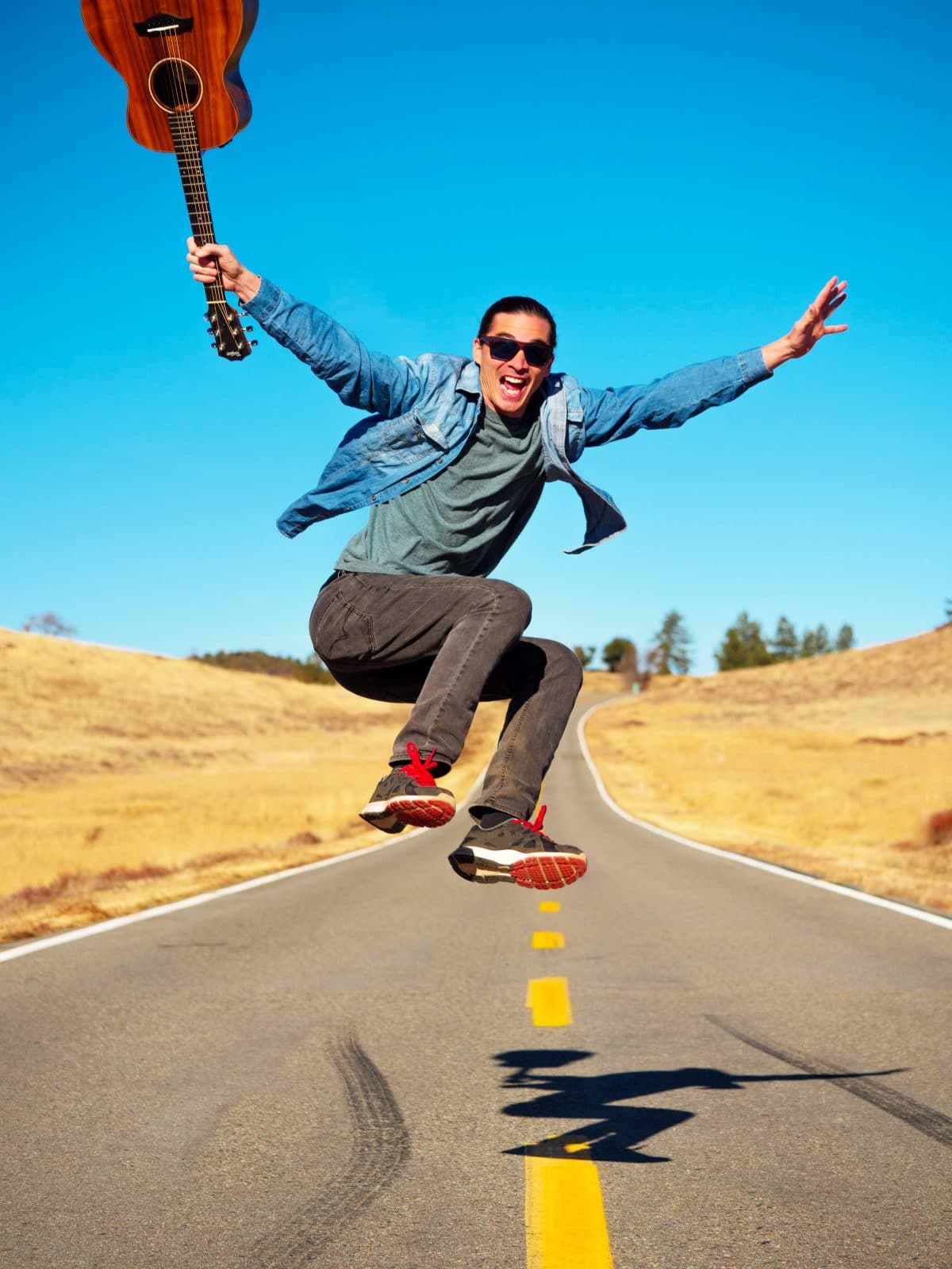 First Watch: KBong - Easy to Love You - RootfireRootfire